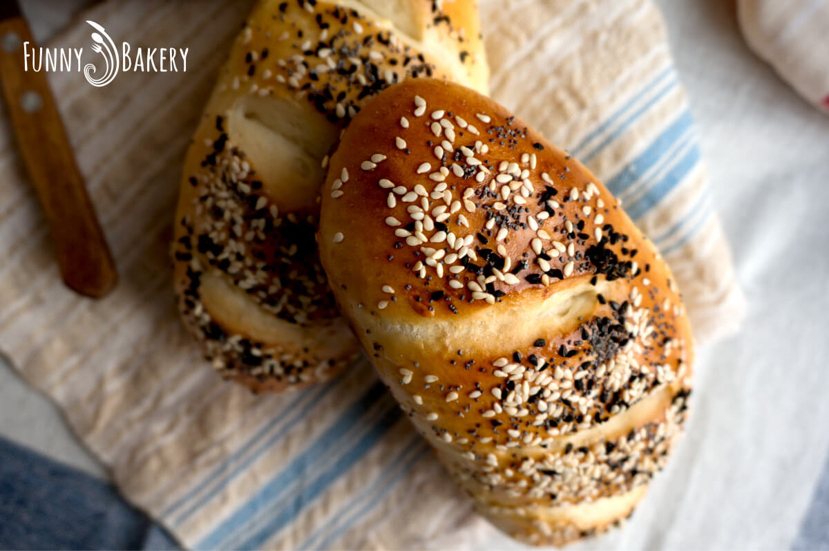 Мини млечни хлебчета