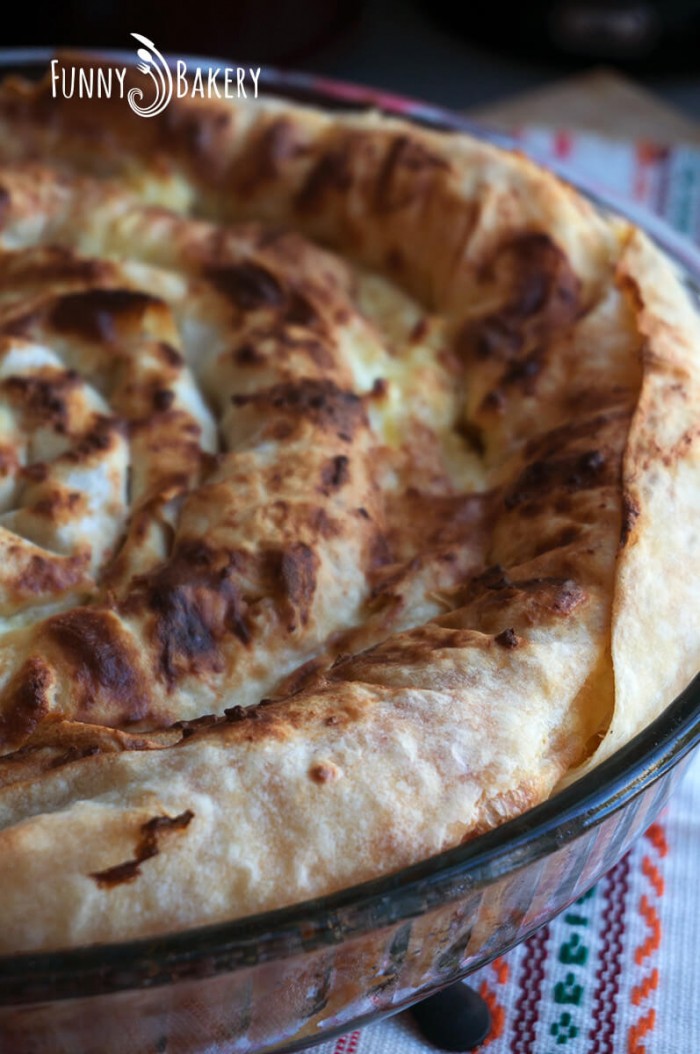 Ароматна вита баница с кори на сач за празници и делници